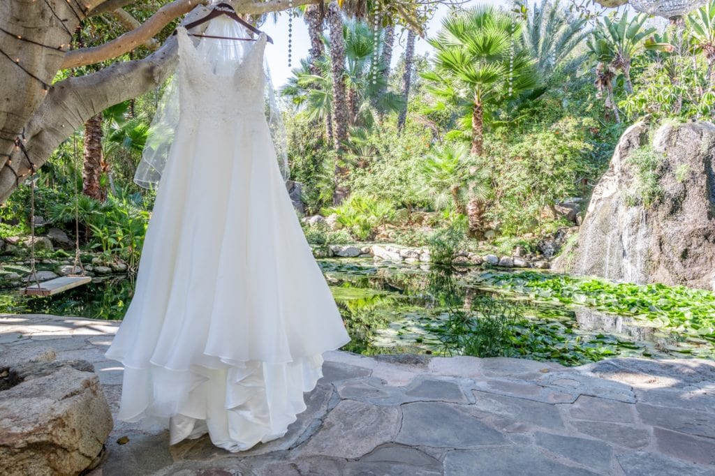 Vicki + Ryan :: Protea Inspired Wedding :: Paradise Falls, Oceanside ...